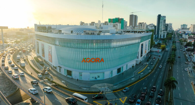 Quiénes Somos - Agora